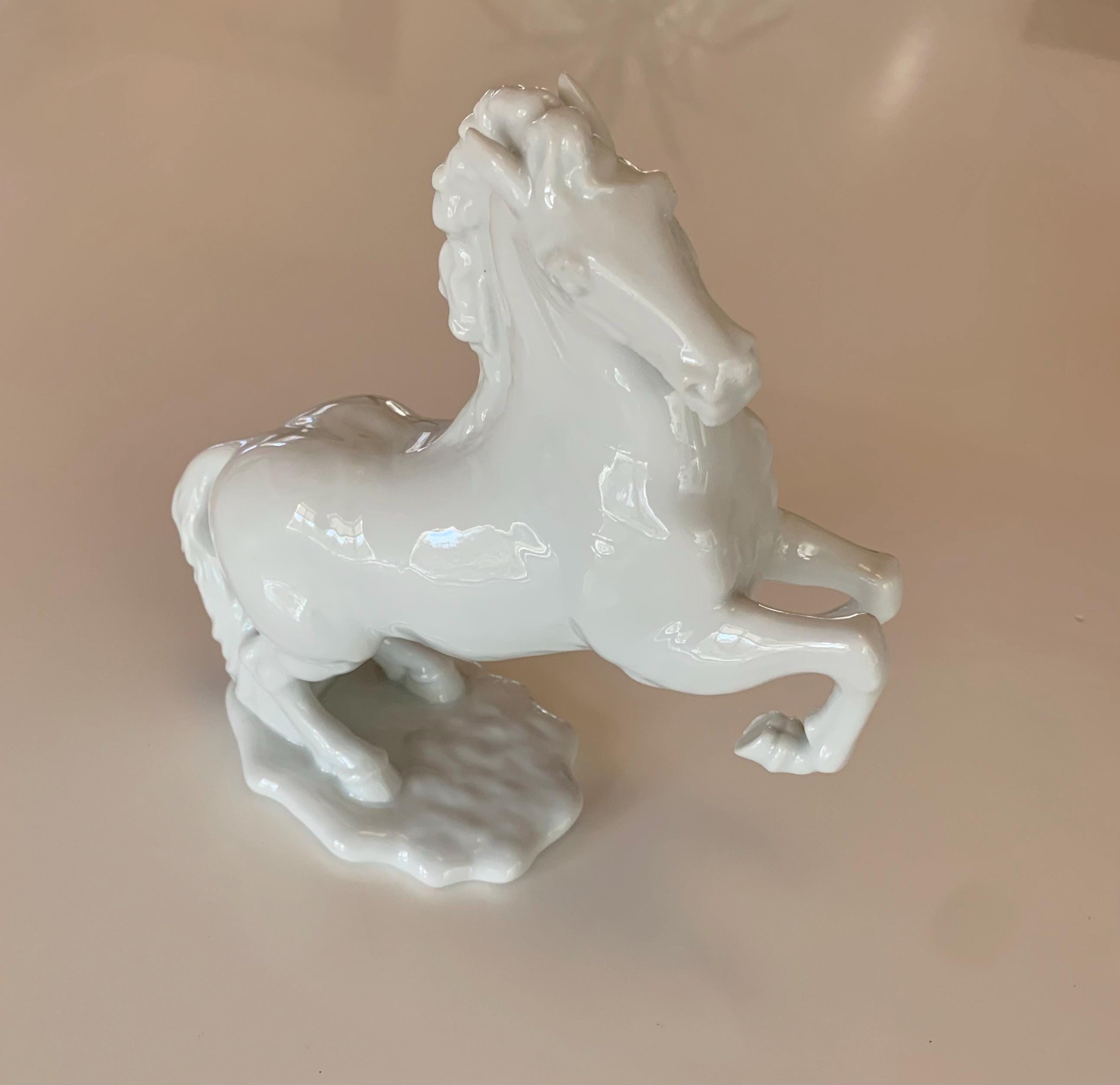 Vintage MCM Porcelain White Mustang Stallion Horse Figurine. so Rare ...