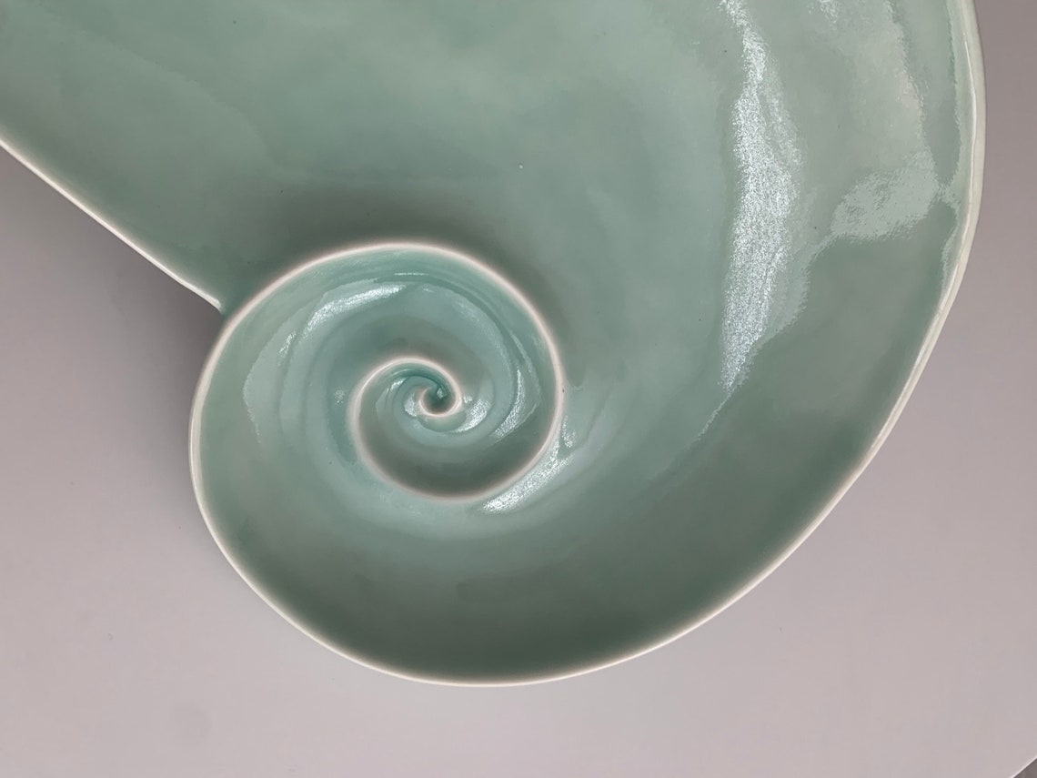 Jenggala Bali Ceramic Conch Shell Platter Plate Serving Dish - Etsy