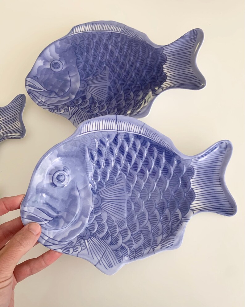 Set of 4 Vintage Melamine Blue Fish Plates. 2 Dinner and 2 Lunch ...
