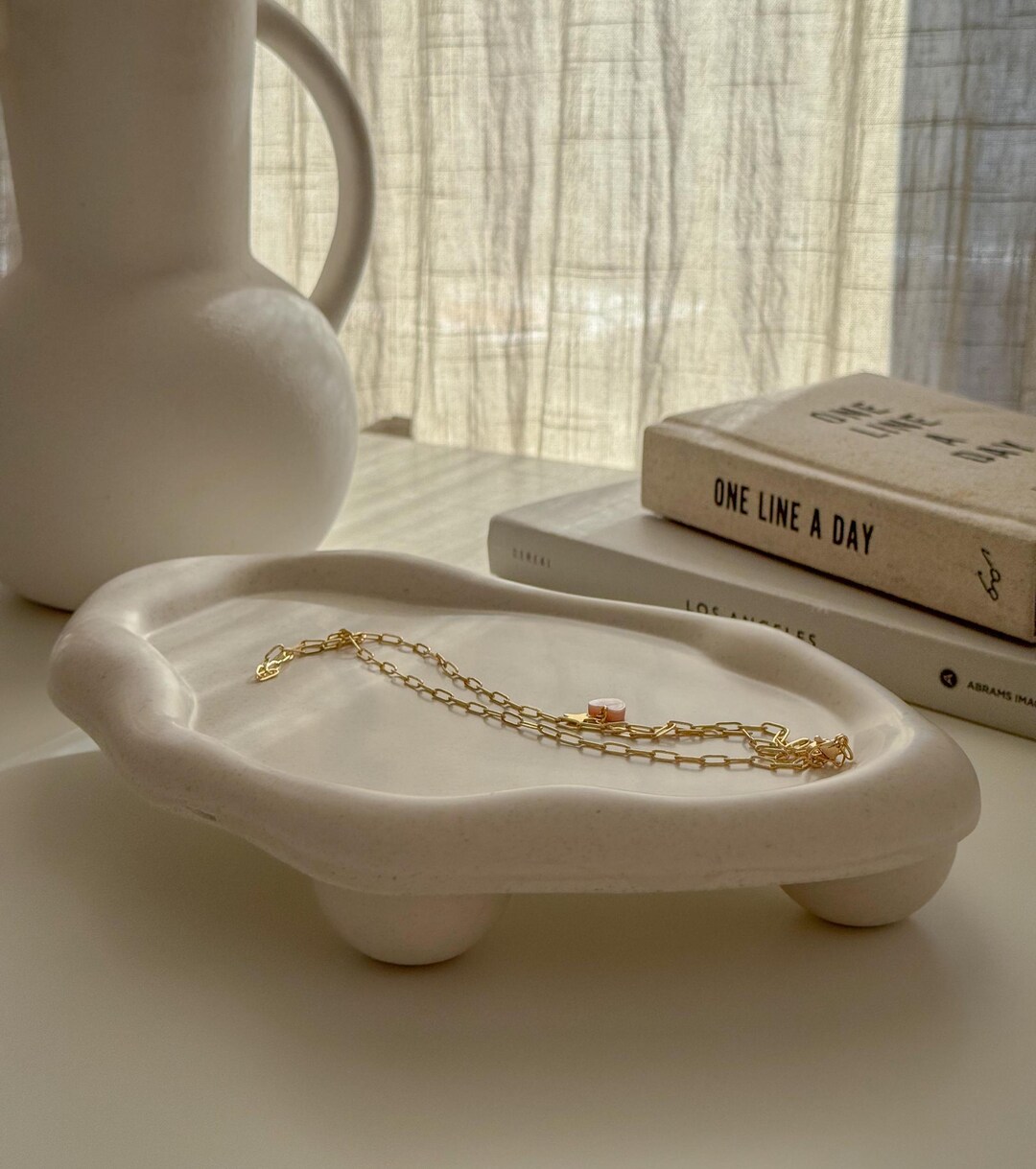 Irregular Tray on Round Feet, Contemporary Decorative Dish for Coffee ...