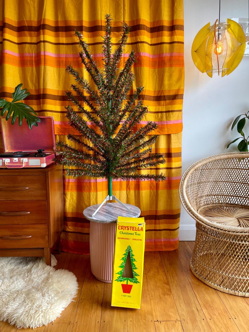 Strawberry Bon-bon - Red and Green Vintage 4 Foot Christmas Tree ...