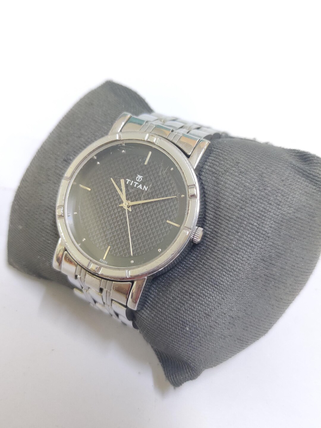 Titan Quartz Movement Dial Analog Wrist Watch for Men Q49 - Etsy