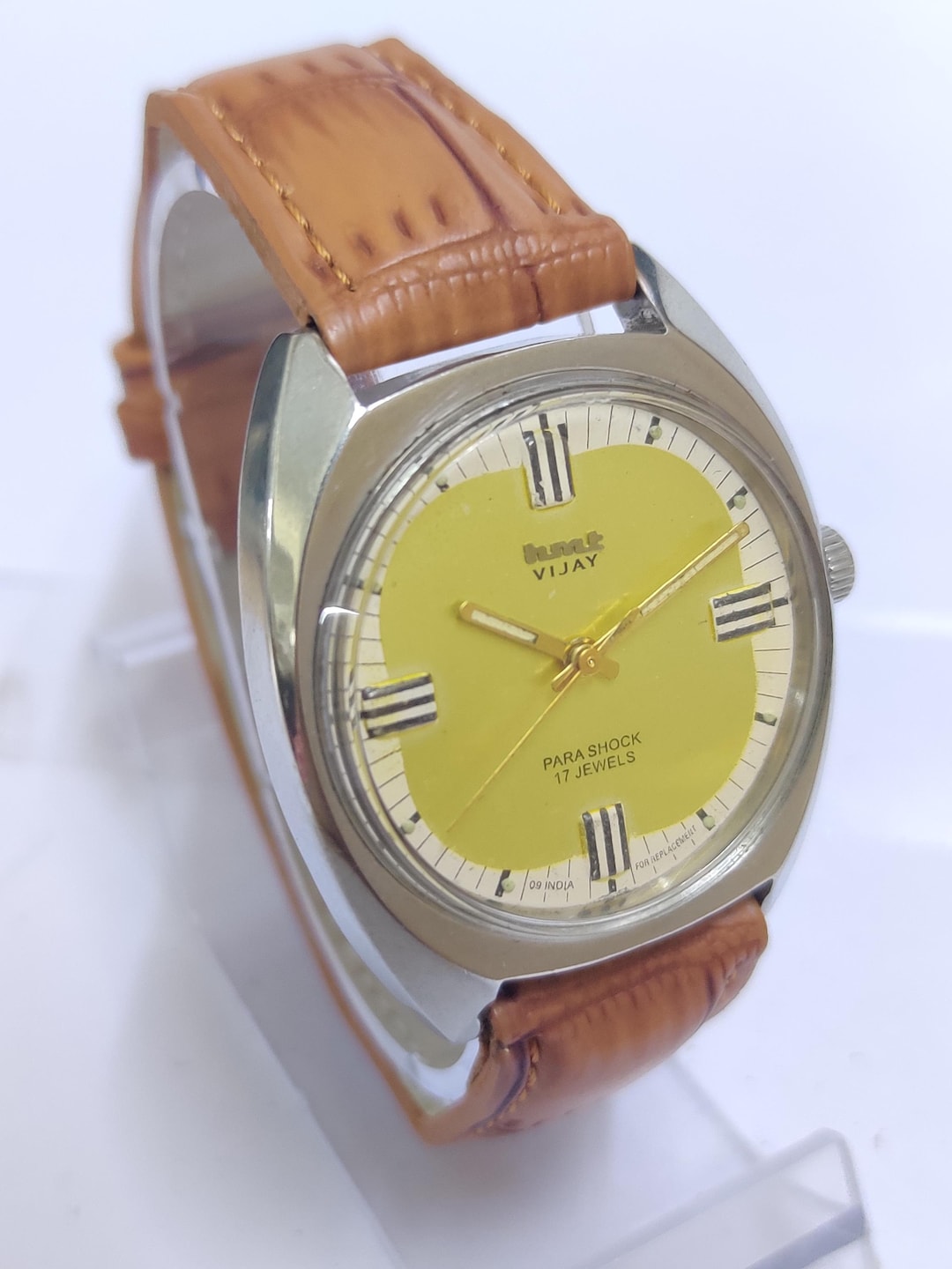 Vintage Hmt Vijay Mechanical Hand Winding Movement Analog Dial Wrist ...