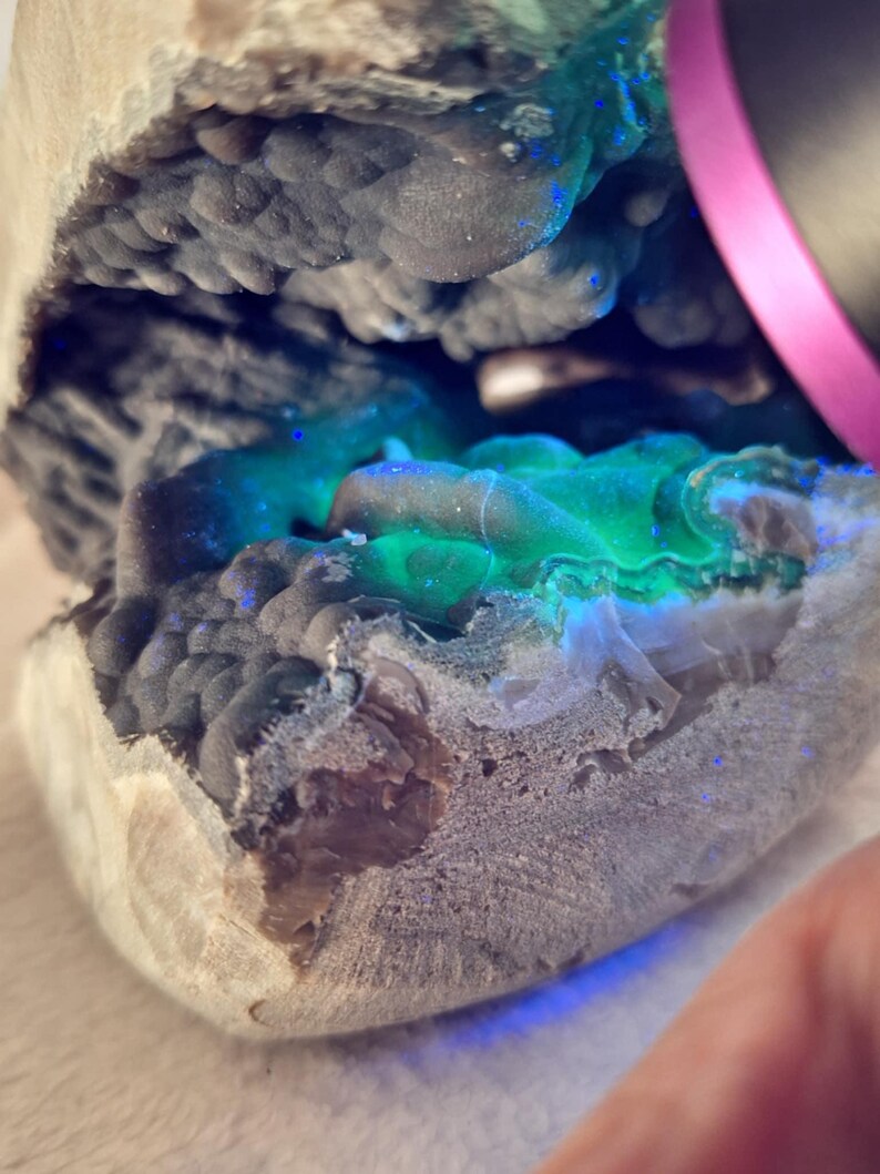Large Volcano Agate Pac Man Specimen Geode - Etsy