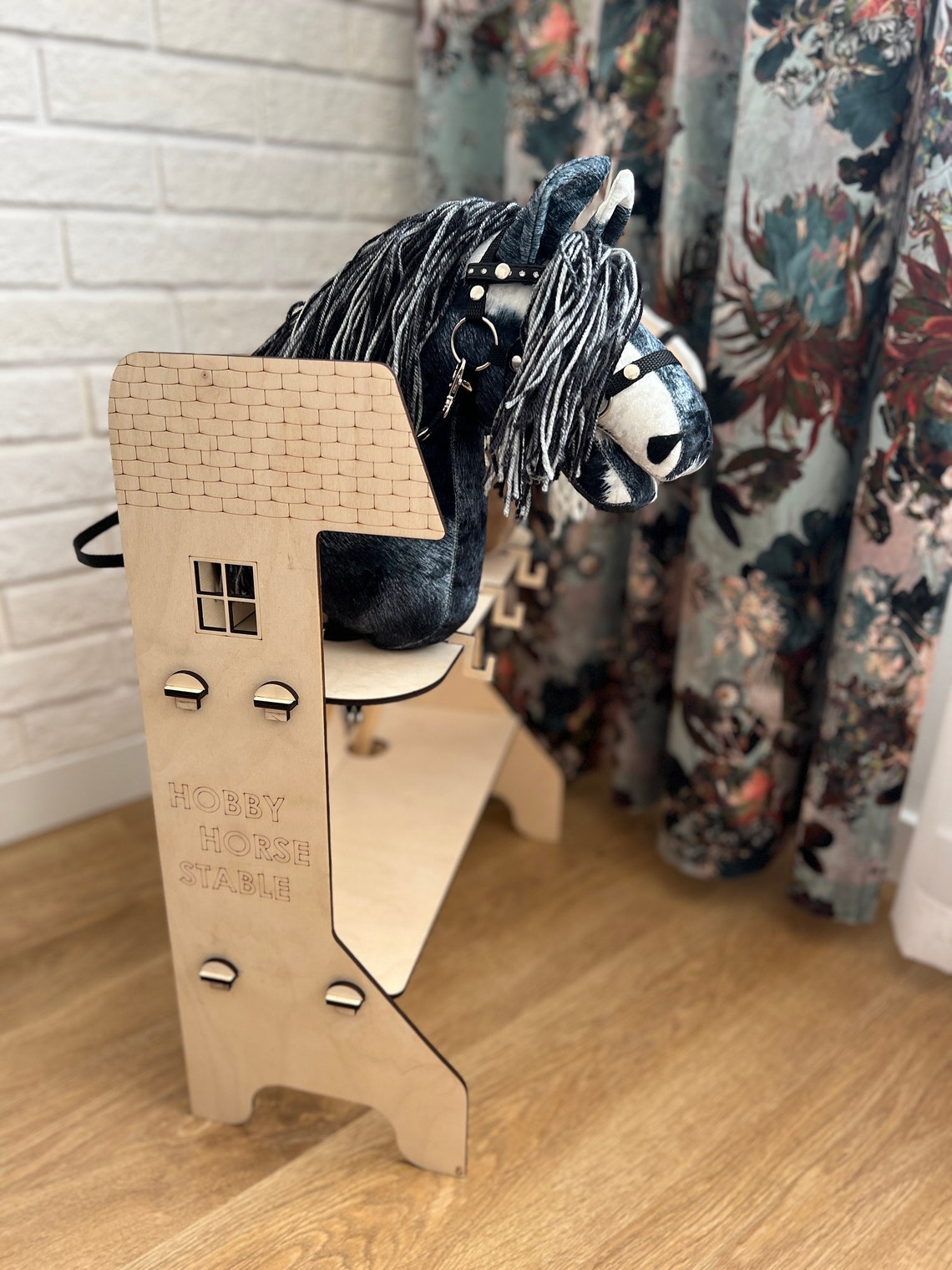 HOBBY HORSE STABLE - Etsy