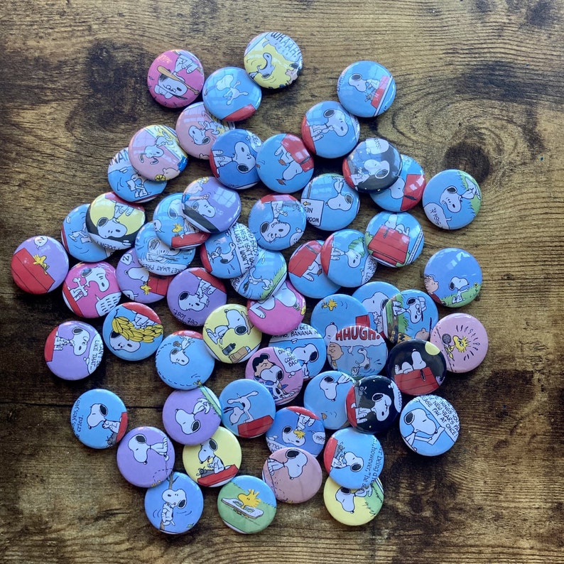 Snoopy Button Badges - Etsy