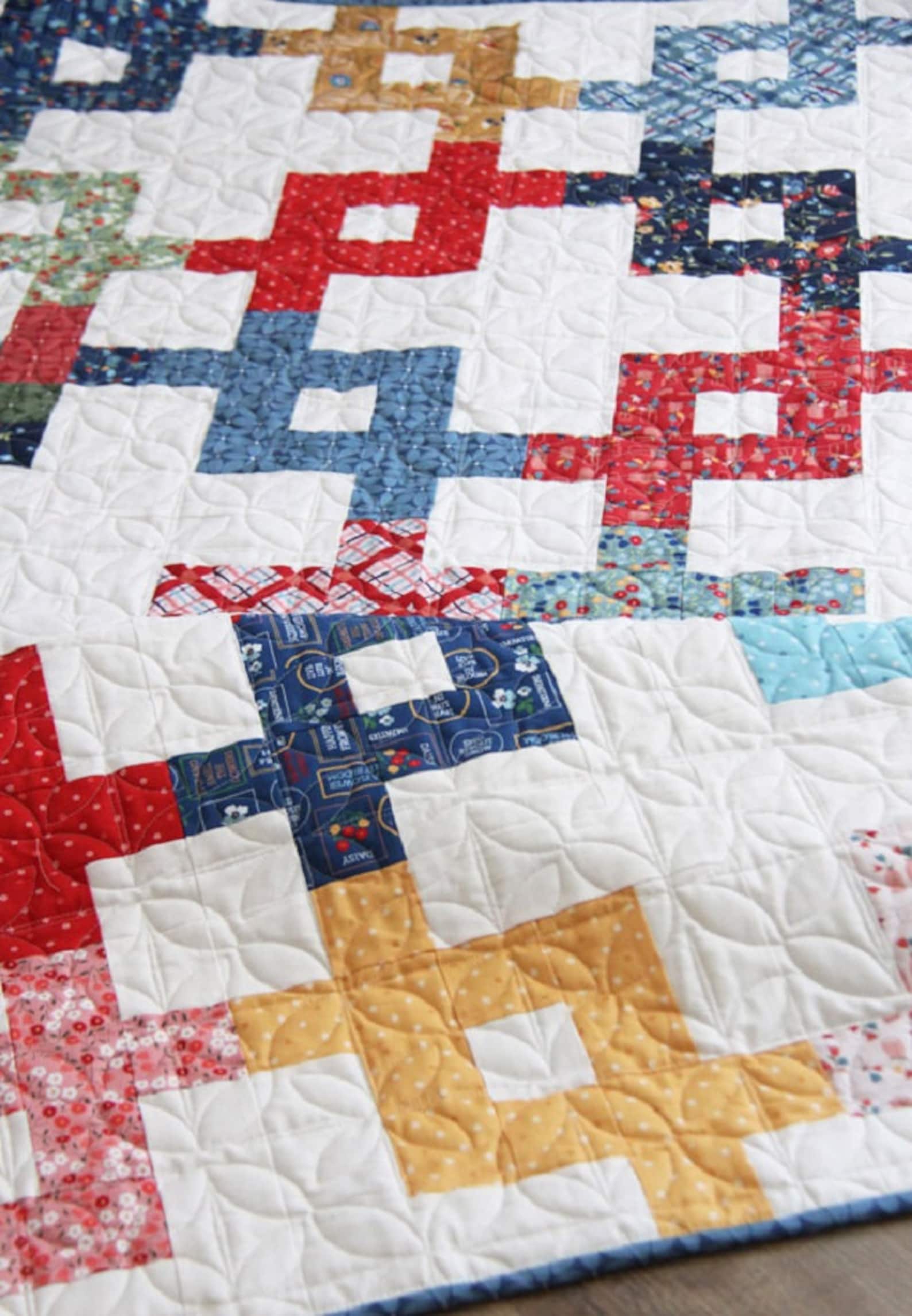 Tangled Quilt Pattern by Cluck Cluck Sew. Layer Cake & Jelly Roll ...