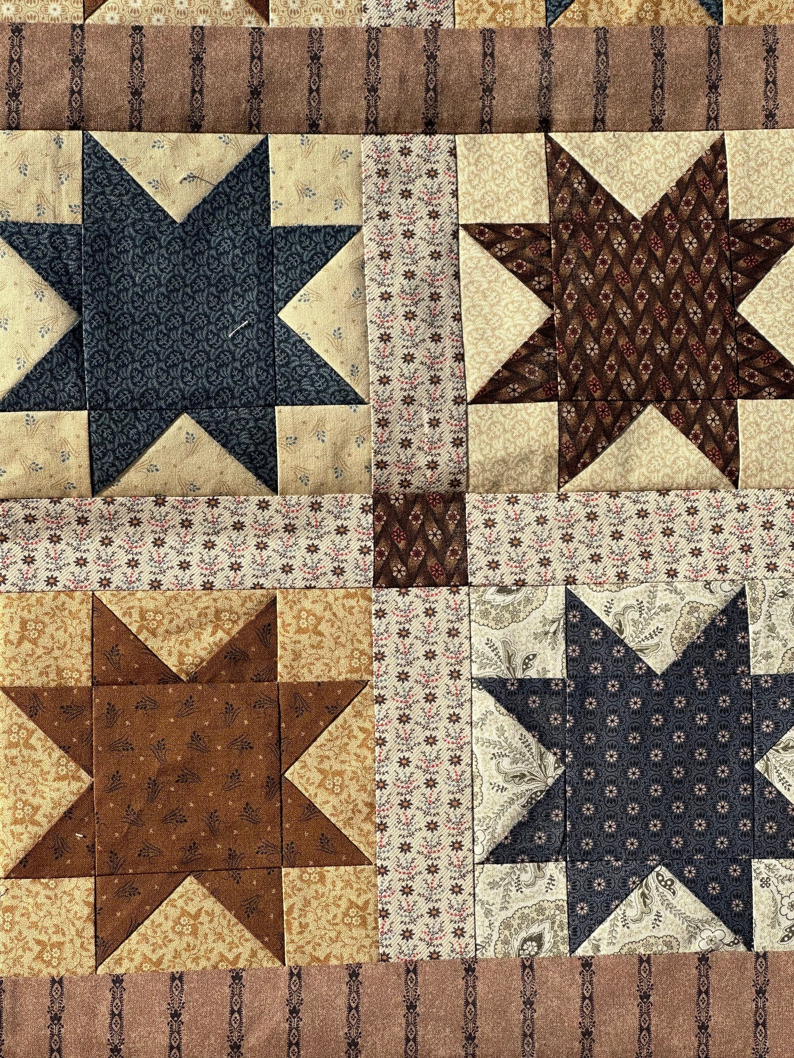 Maple House Quilt Pattern by Pam Buda of Heartspun Quilts; 73 3/4"x89 ...