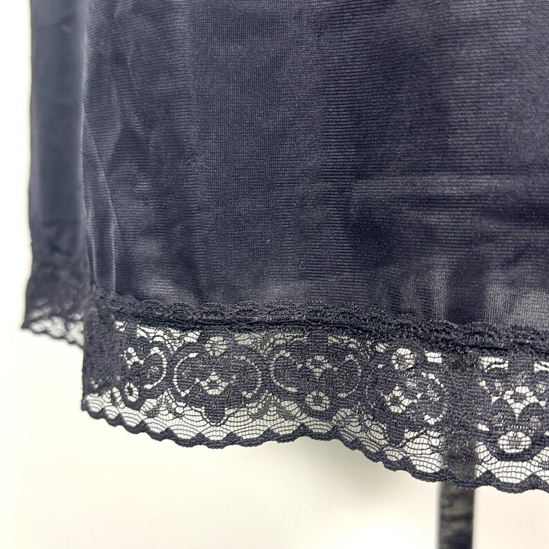 Vtg Vanity Fair Black Full Slip Size S/M Dark Romance Nylon Lace Empire ...