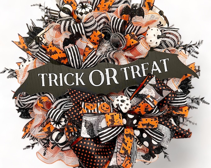 Halloween Wreath, Bat Wreath, Spooky Wreath, Halloween Decorations ...