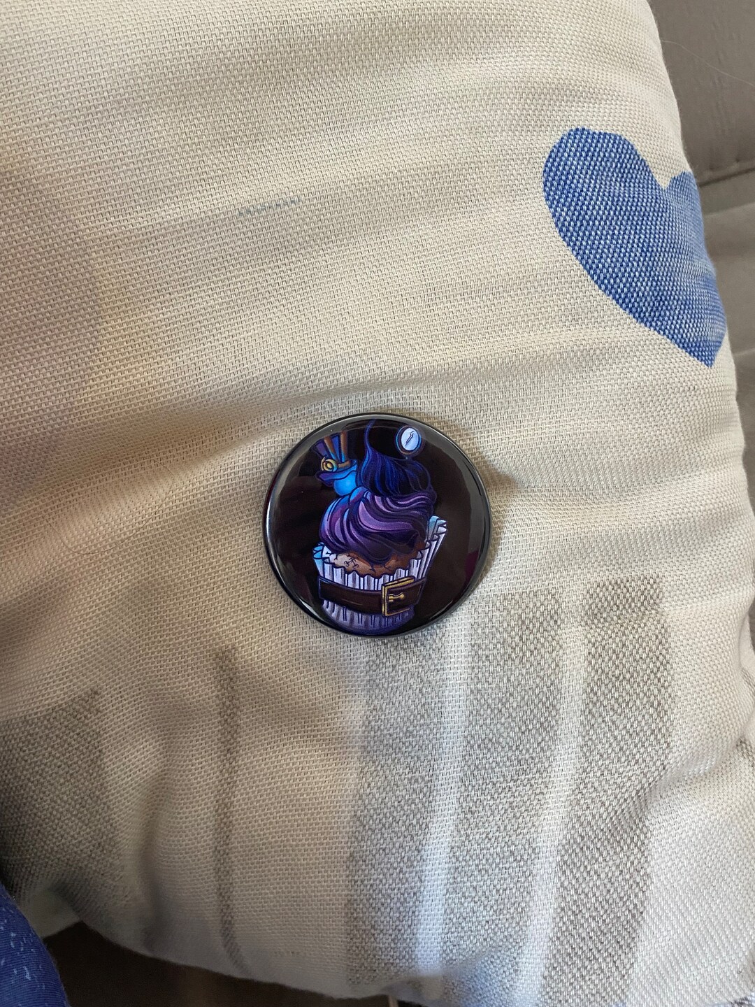 Arcane League of Legends Caitlyn Cupcake Badge - Etsy