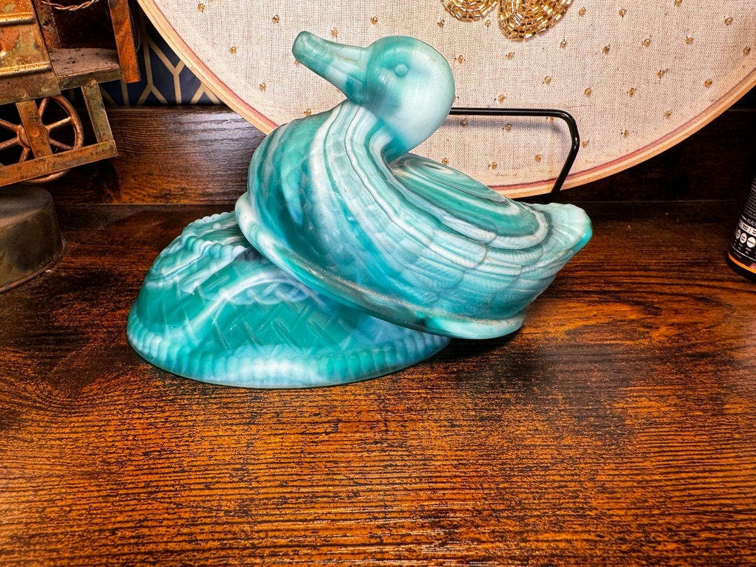 Rare MCM Vintage Imperial Glass Slag Swirl Marble Jade Green Satin ...