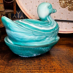 Rare MCM Vintage Imperial Glass Slag Swirl Marble Jade Green Satin ...