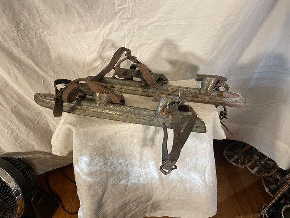 Vintage "Strap On" Speed Skates from Ving of Norway!! - Gem