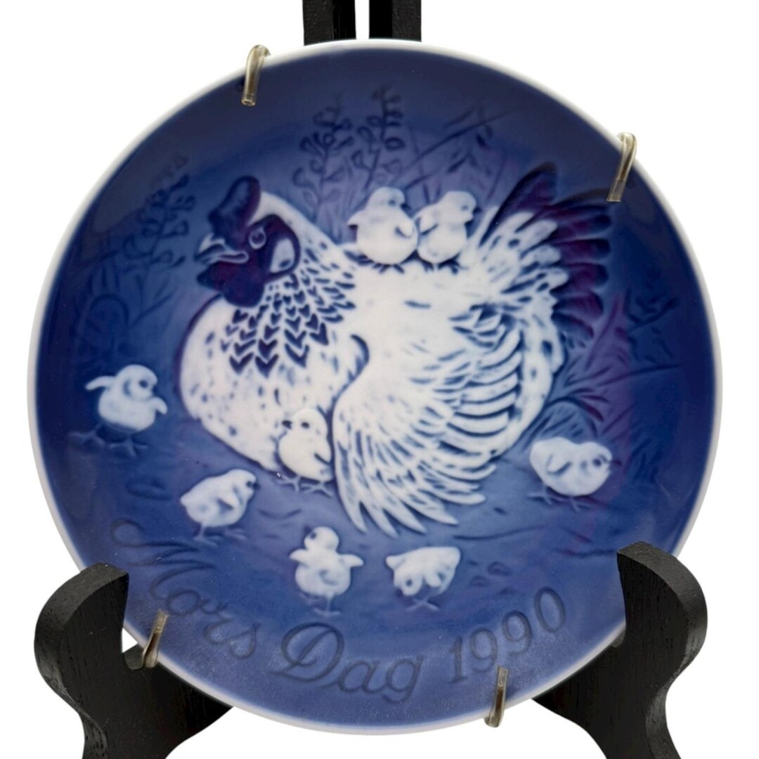 Bing & Grondahl Mothers Day Plate 1990 Hen and Chicks Blue White ...