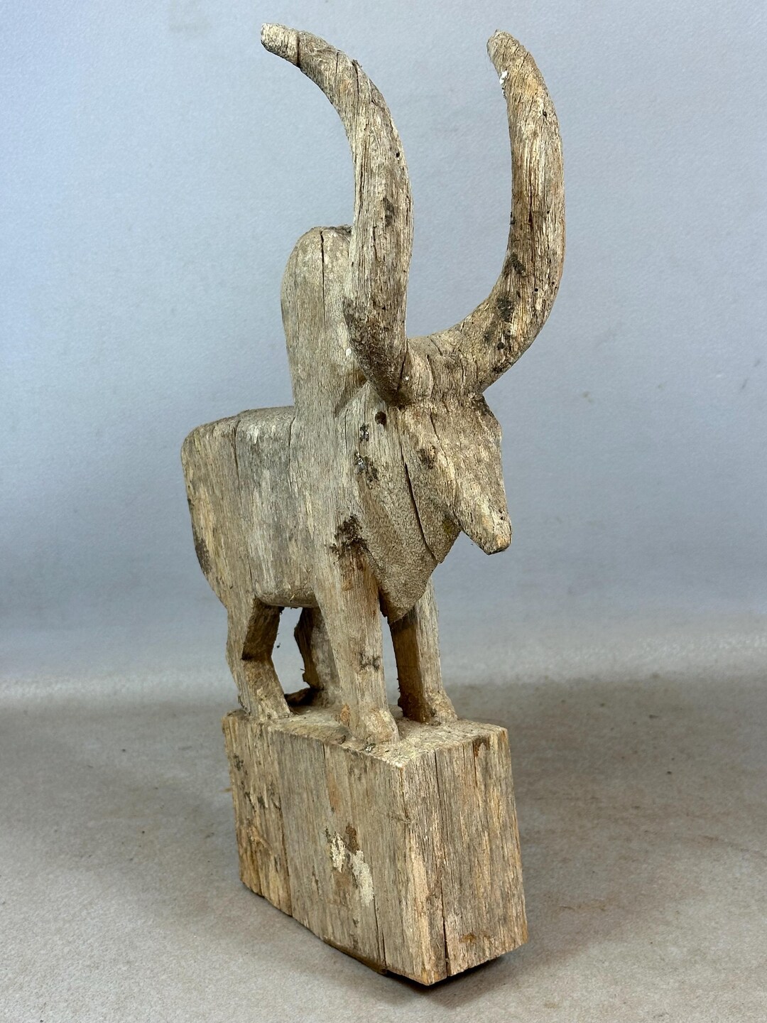 251226 - Aloalo Zebu Head Sculpture, Fragment of Funerary Stele of ...
