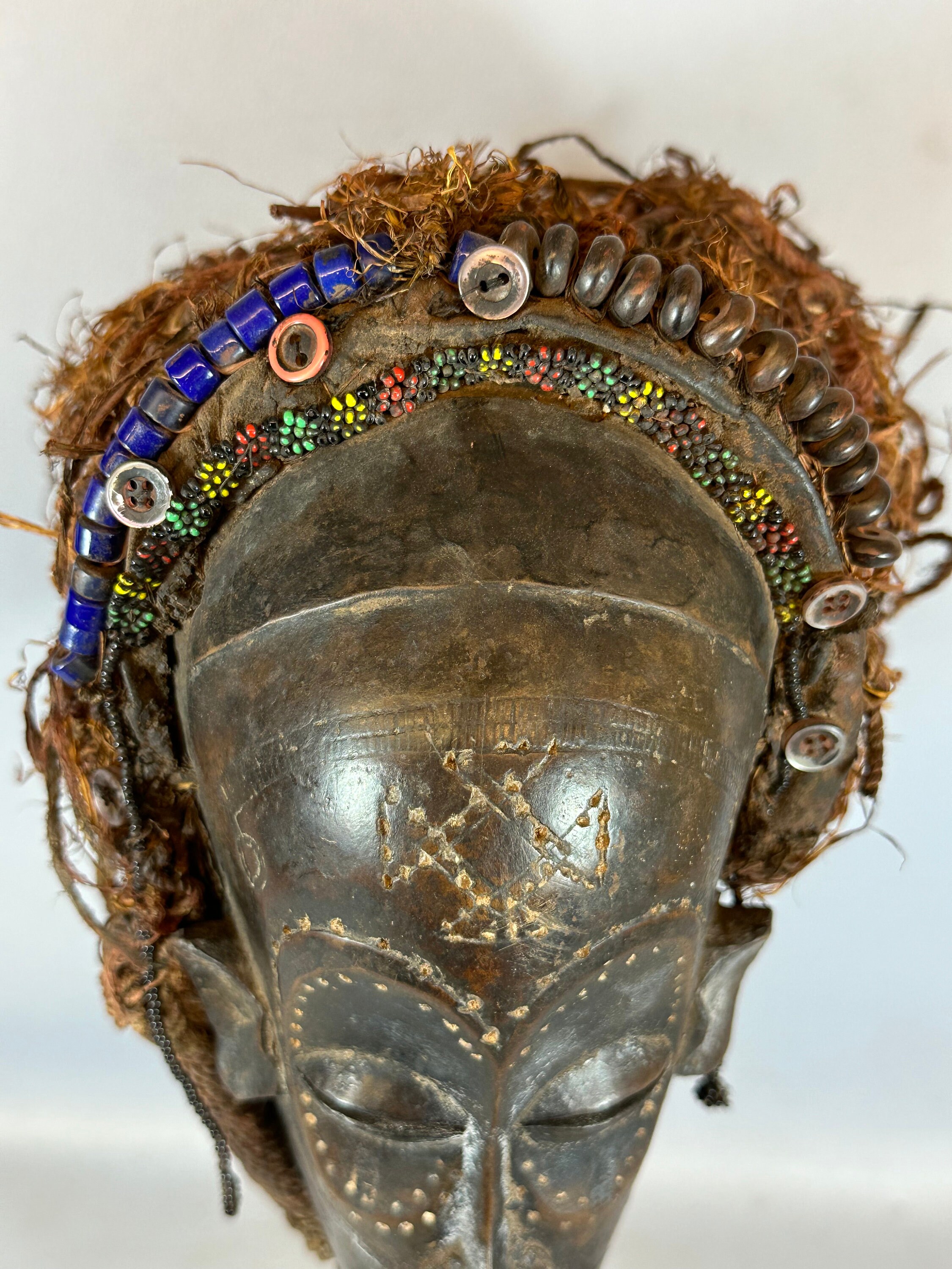 240432 - Rare African Mwana Pwo Mask From the Chokwe - Certificate ...