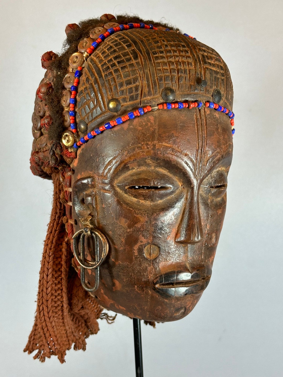 240433 - Rare African Mwana Pwo Mask From the Chokwe - Certificate ...