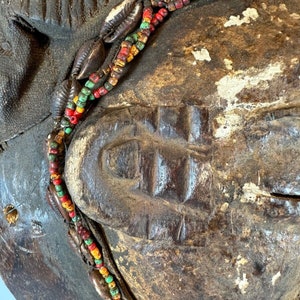 231137 - African Okuyi Dance African Punu Mask - Gabon. - Etsy