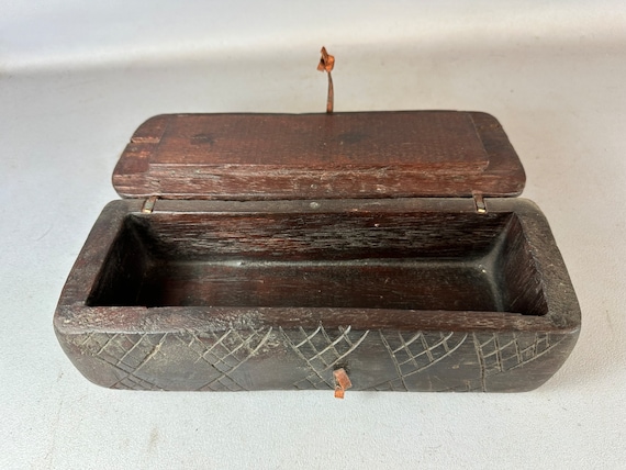 240107 - African Ethiopian wooden Carved Box - Ethiop… - Gem