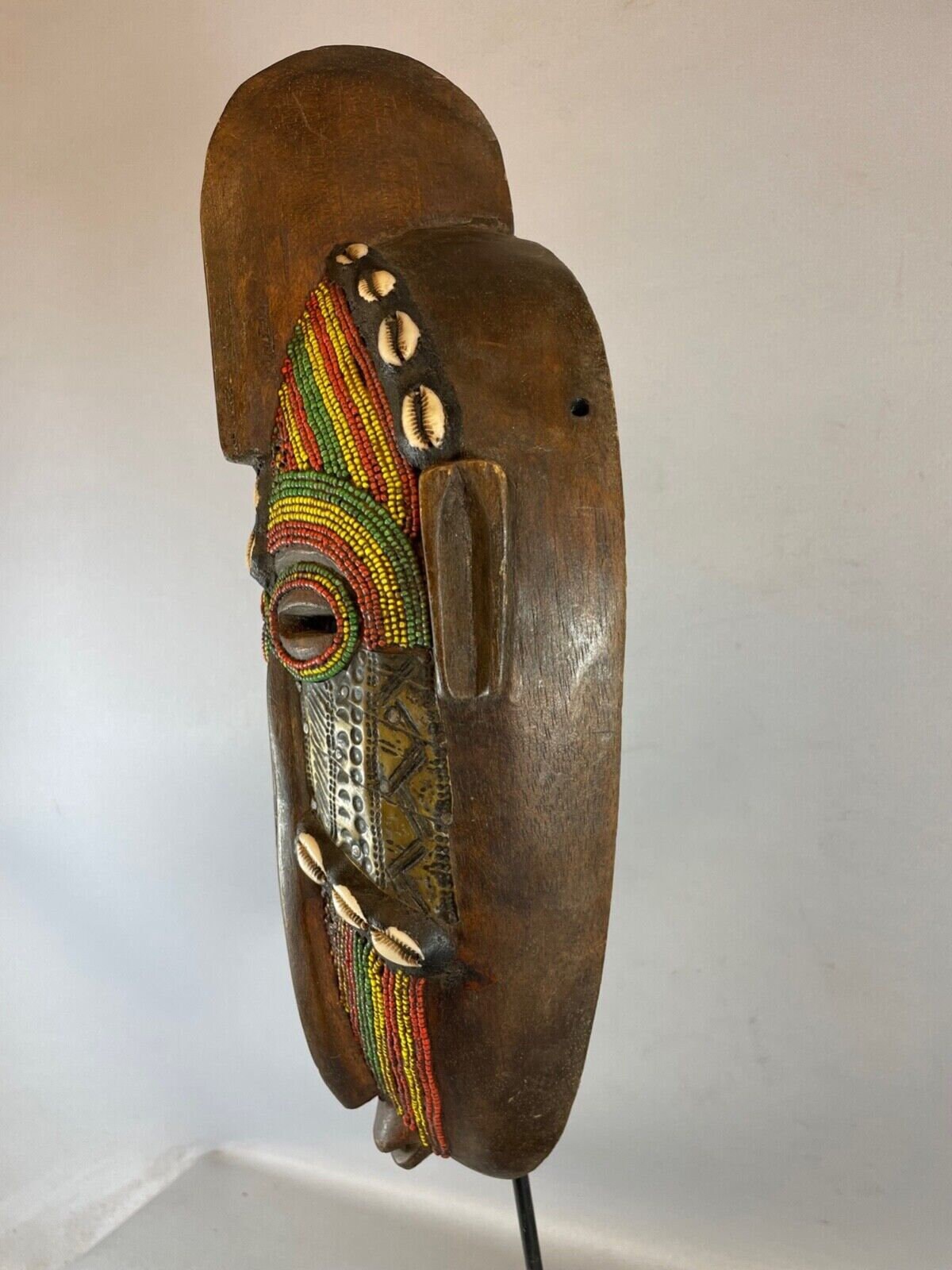 230628 African Marka N'toma Ceremonial Mask With Beads an Copper Mali ...