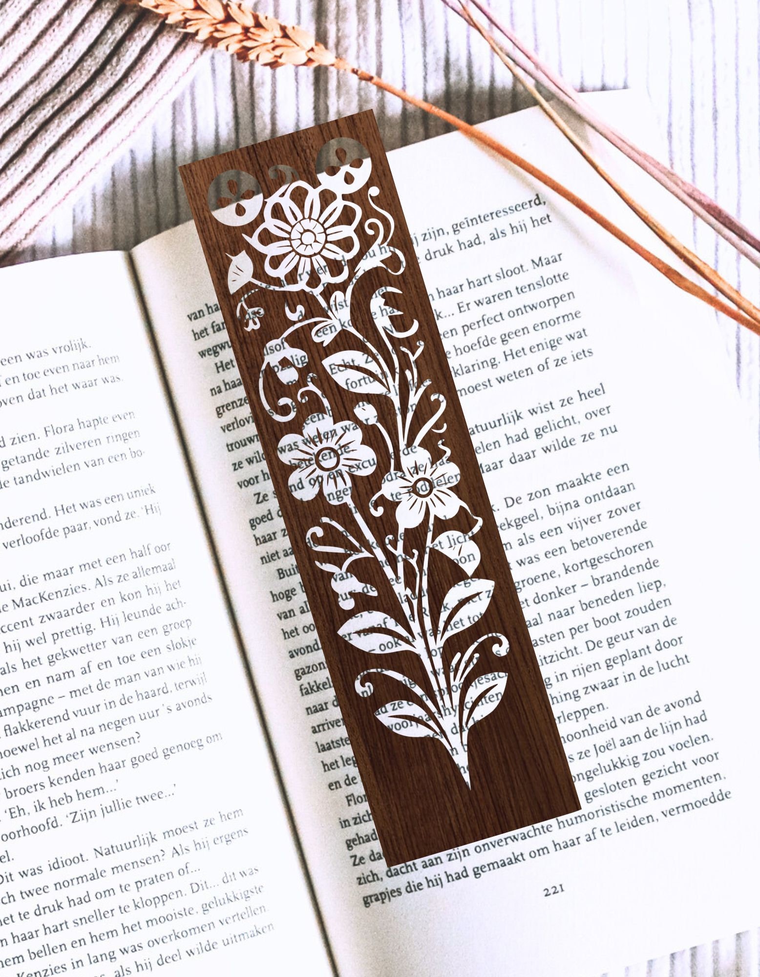 Bookmark Svg Bundle, Svg Files for Cricut, Cute Bookmarks, Custom ...