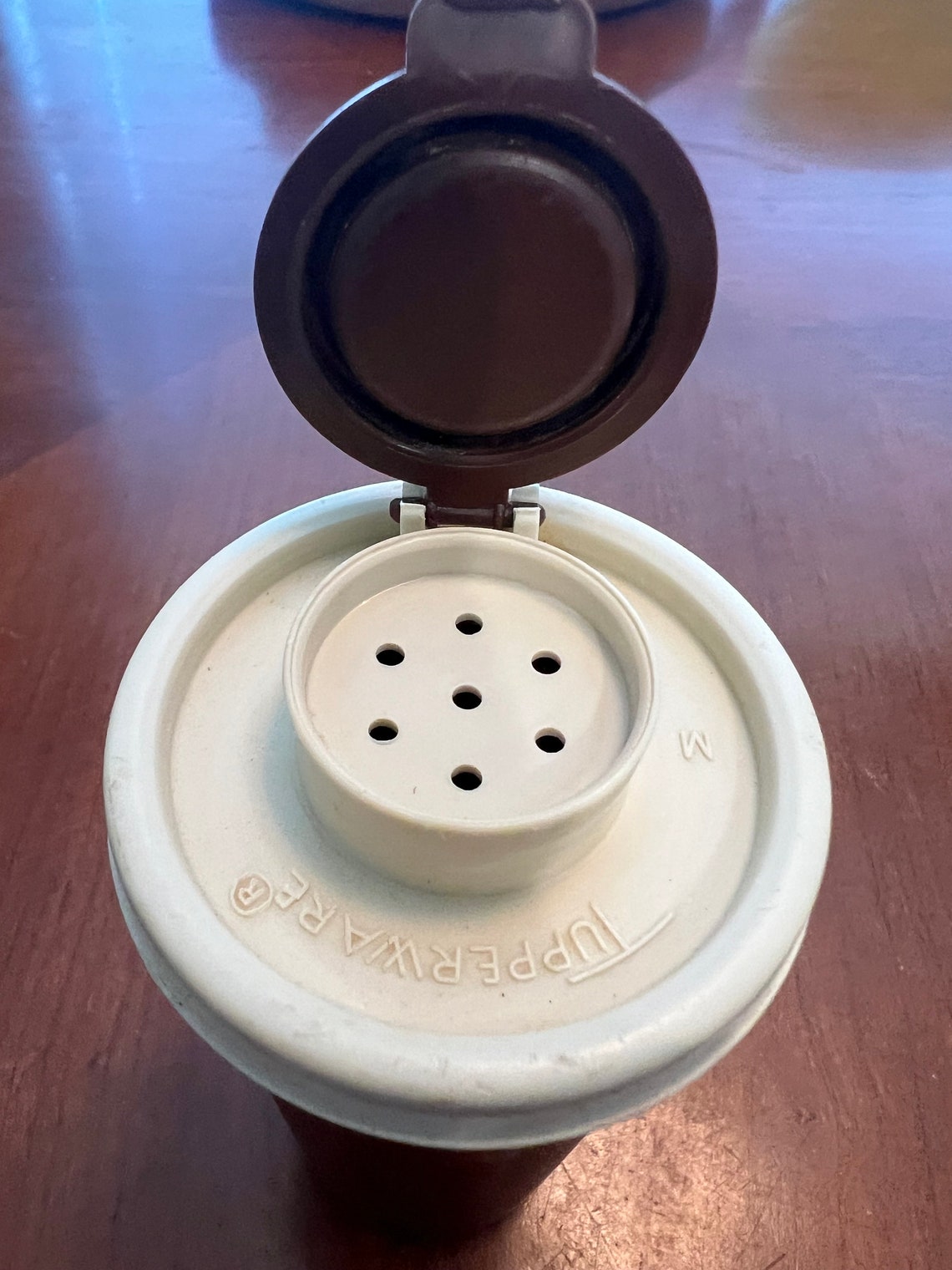 Vintage Tupperware Pepper Shaker Brown & Almond With Flip Top Lid ...