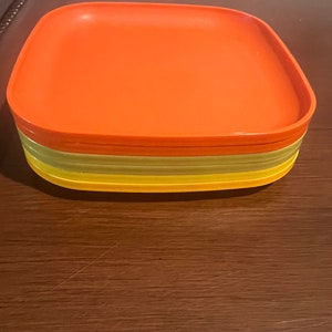 Vintage Tupperware Set of 6 Square Plates Lunch Luncheon Picnic - Etsy