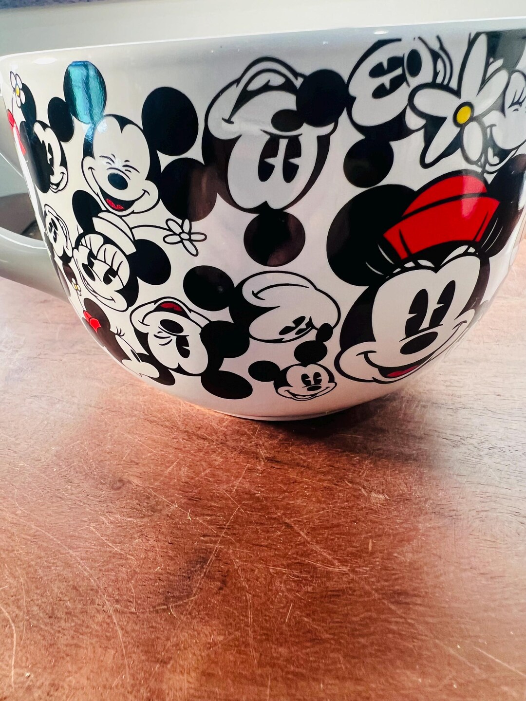 DISNEY Minnie Mickey Mouse 32 Oz Soup Cup Mug Red Black White Jumbo ...