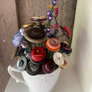 Vintage Tea Cup With Button Bouquet, Button Flower Art Decoration ...