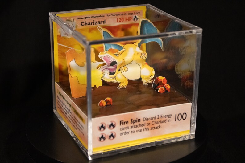 Coleccionable 3D Pokemon Cube Diorama - 1st Edition Charizard Card ...