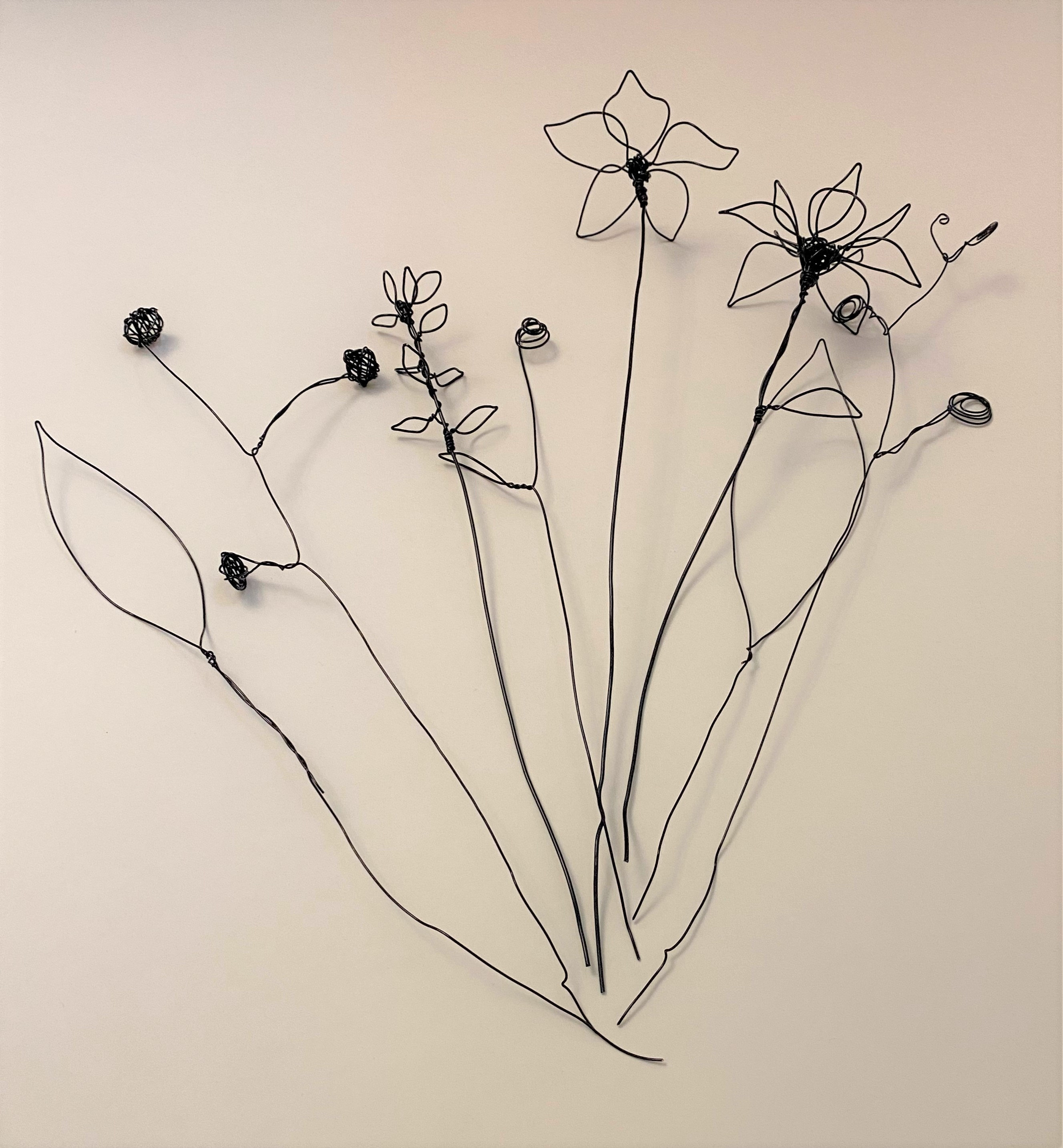Mini Wild Wire Flowers Bouquet From Eight Flowers/ Wire Office ...