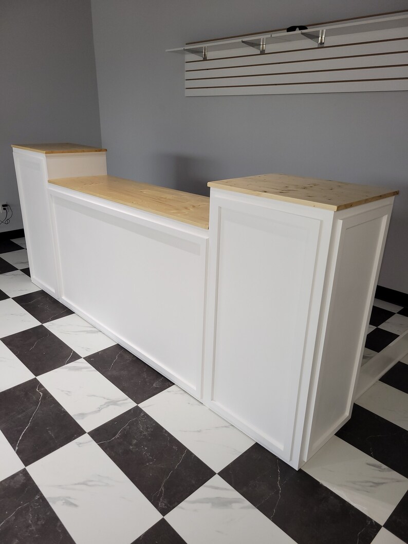 Retail Counter-retail Counter-check Out Counter-multi Level Check Out ...