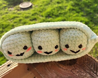 Crochet Peas in a Pod Plushy - Etsy