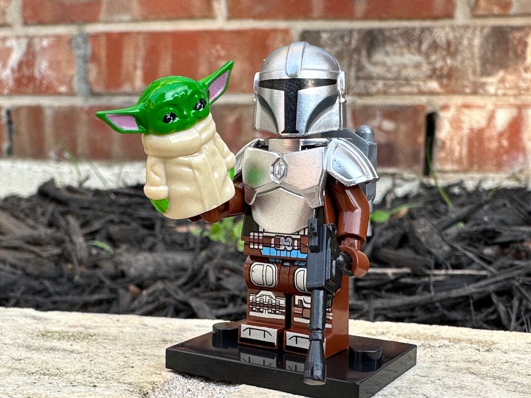 The Mandalorian and Baby Yoda Grogu Star Wars Minifigure Moff - Etsy
