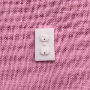 20-pack Miniature Electrical Outlets - 1:12 Scale Dollhouse Accessories ...