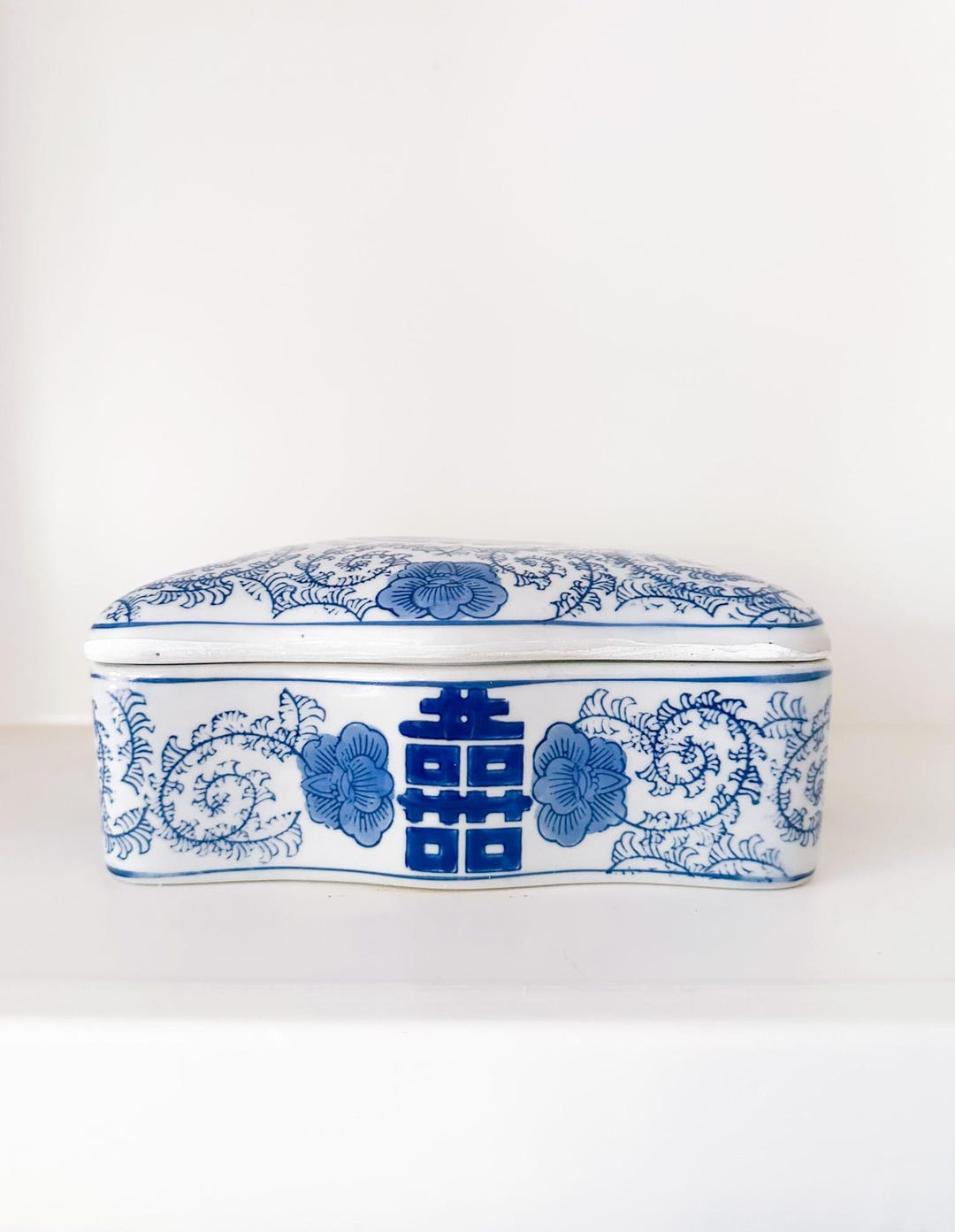 Porcelain Blue & White Chinoiserie Box With Lid - Etsy