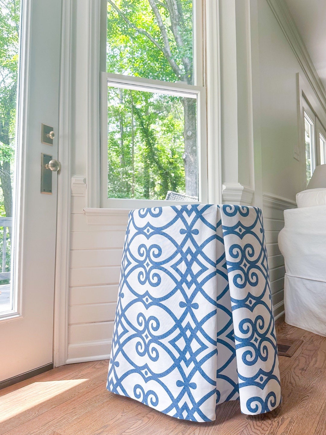 Handmade Box Pleated Round Tablecloth | Tableskirt | White, Blue ...