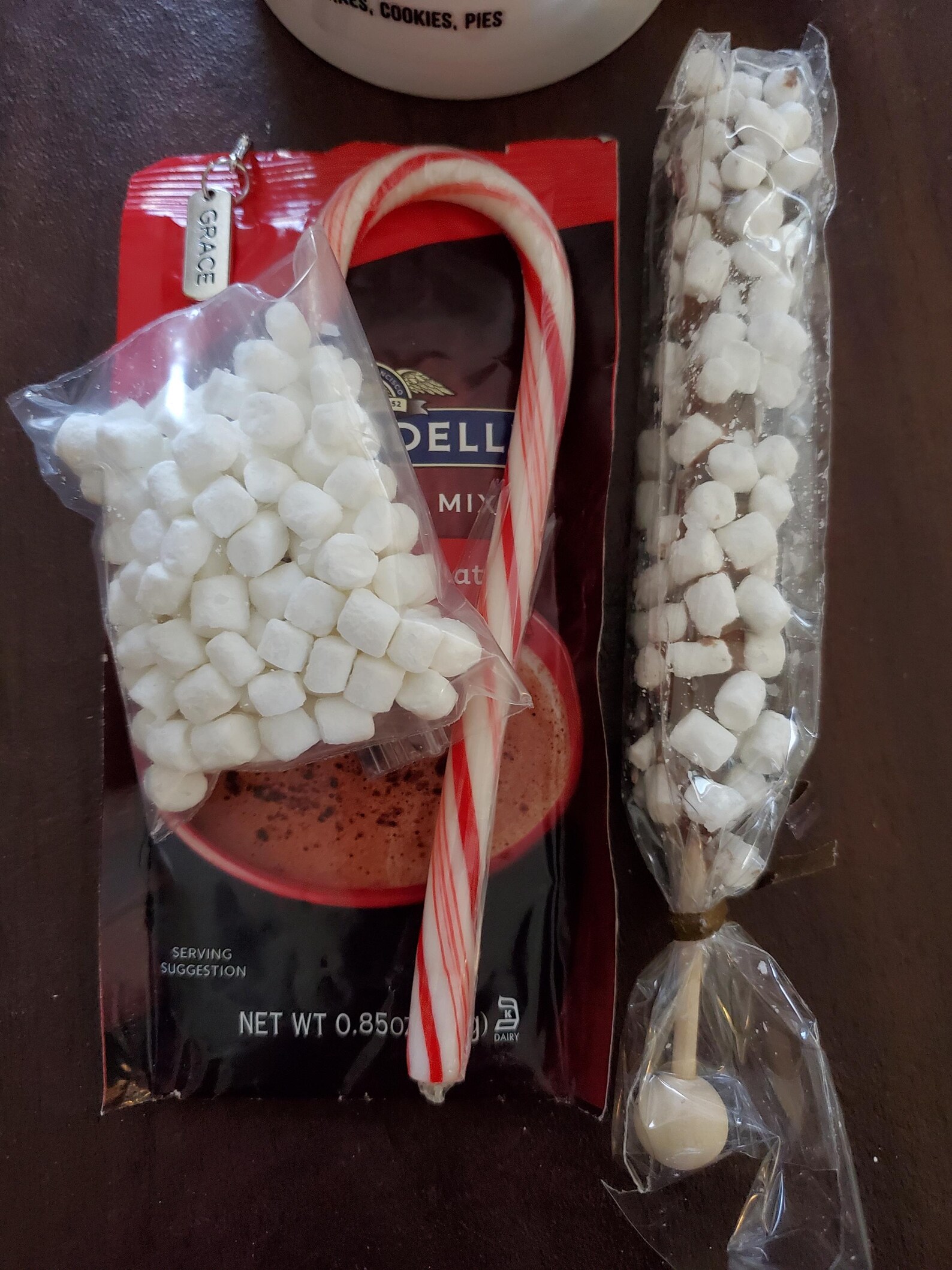 Gourmet Hot Cocoa Mug Gift Set, Ghirardelli Cocoa & Marshmallows ...