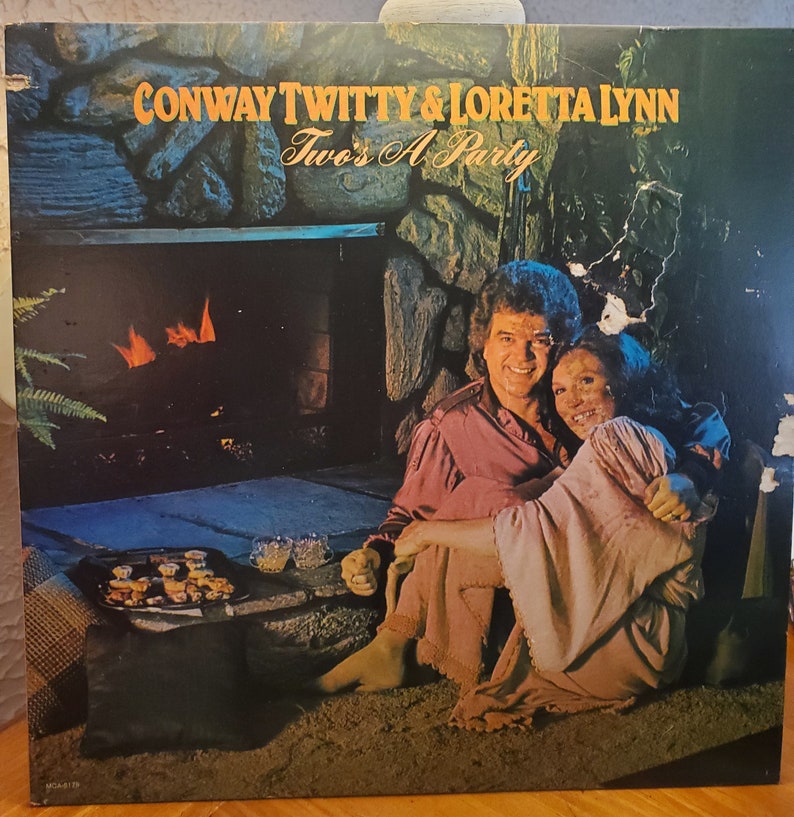 Conway Twitty & Loretta Lynn " Two A Party" LP , USA - Etsy