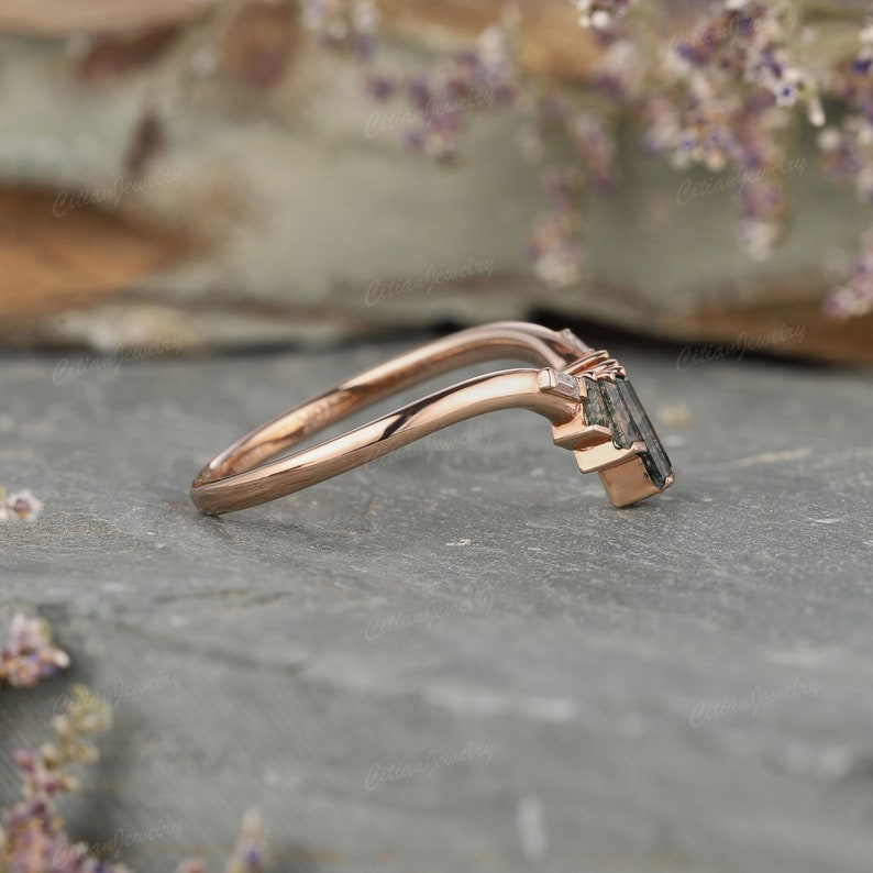 Vintage Wedding Band White Gold Half Eternity Moss Agate Delicate Curved Stacking Band Baguette ...