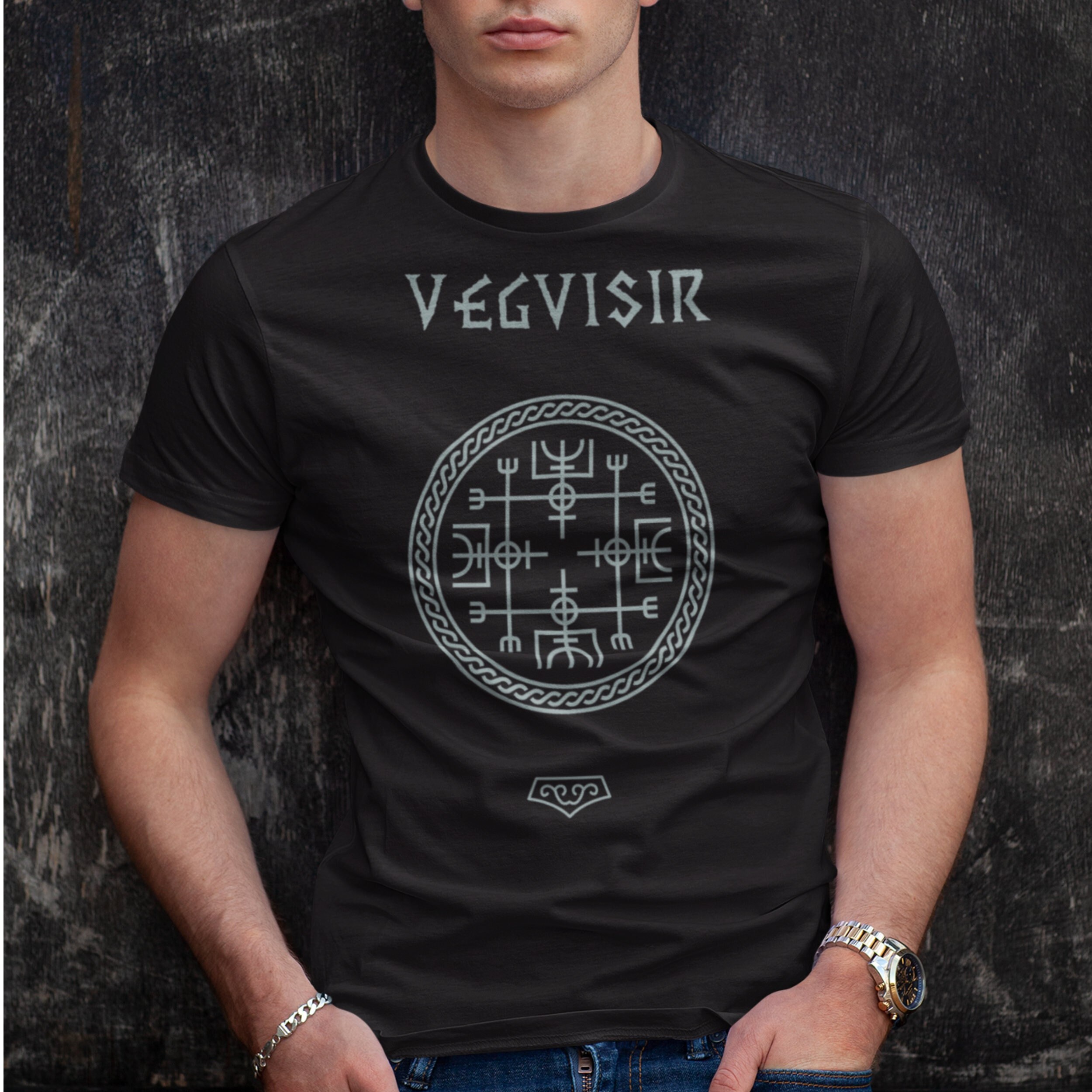 VEGVISIR Symbol, Discover the Protection and Mystery of Scandinavian ...