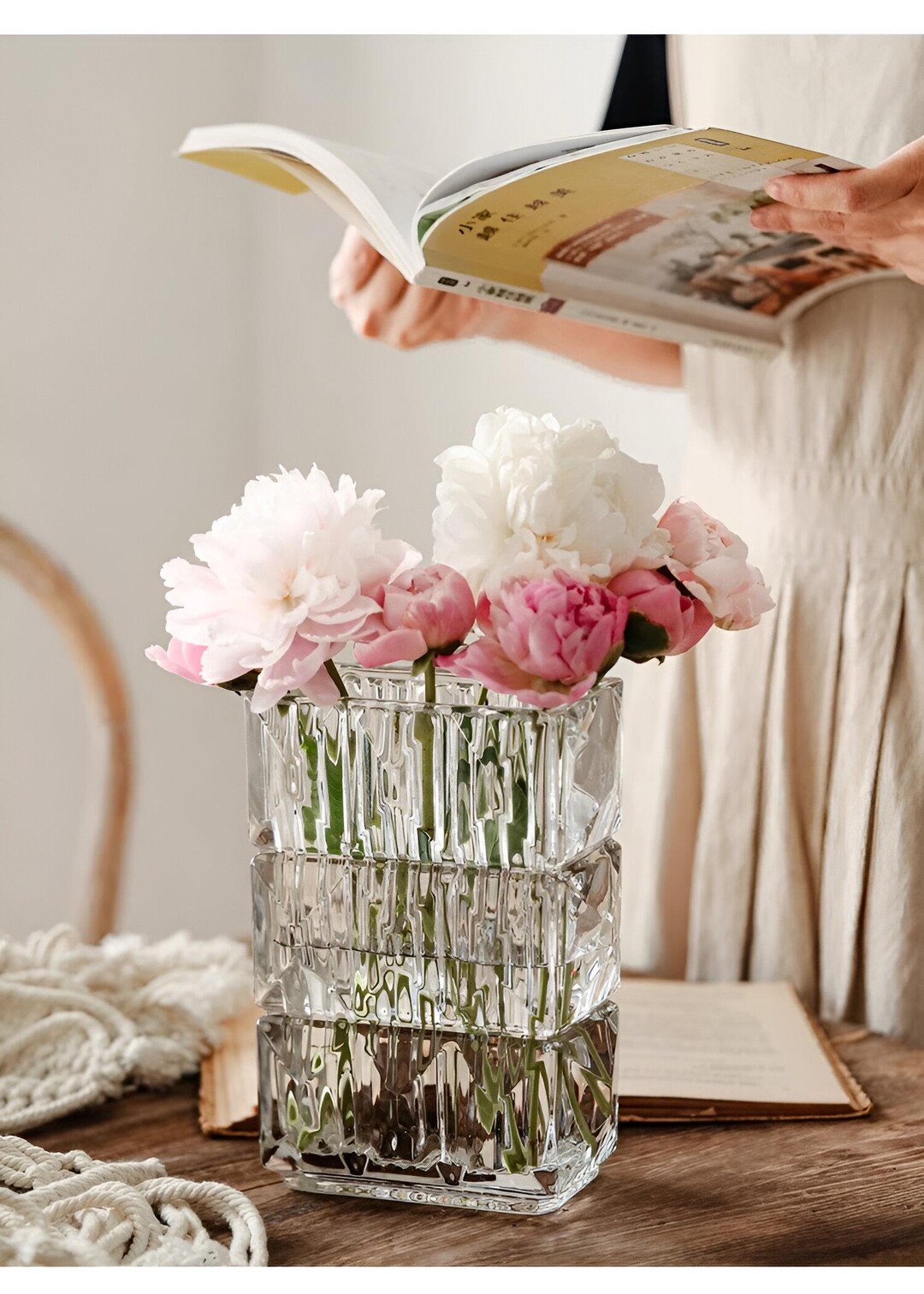 Premium Quality Patterned Large Glass Vase, European Embossed Relief ...