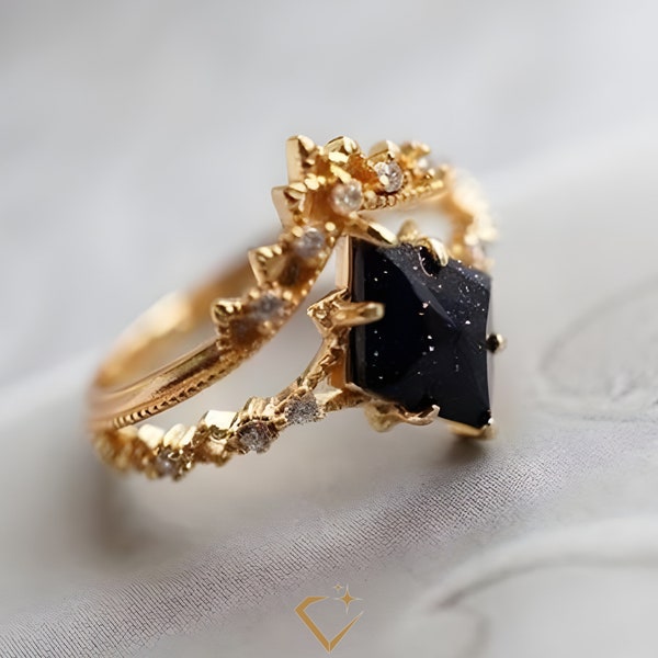 Gold Acotar Ring - Etsy