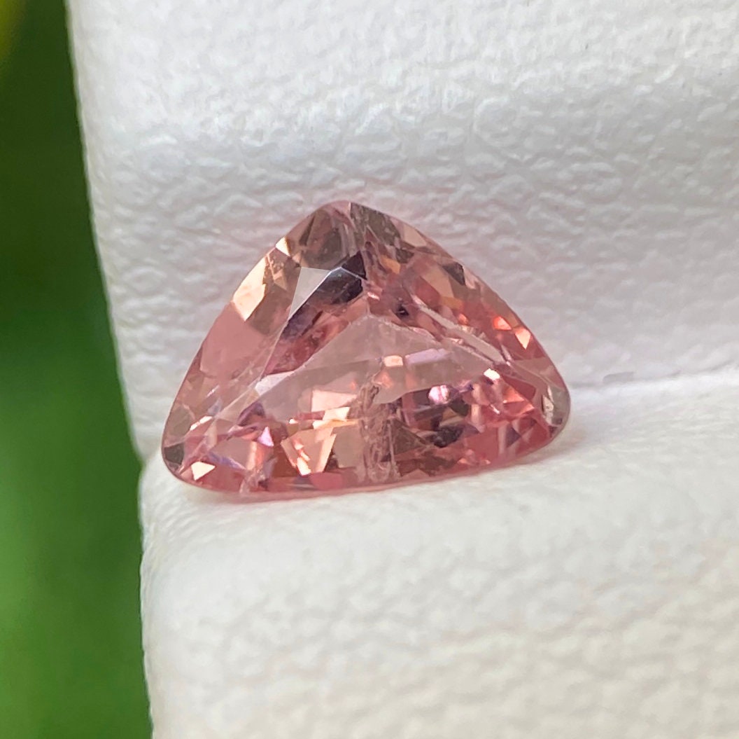 0.68ct Pink Spinel Natural Trillion Cut 7 X 5 MM Faceted Loose Gems From Myanmar Eye Clean ...