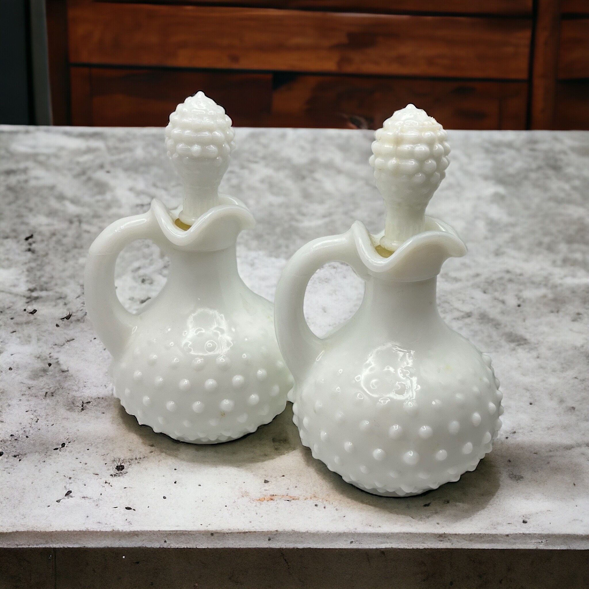 Vintage Avon White Milk Glass Cruets Perfume Bottle Set With Stoppers ...