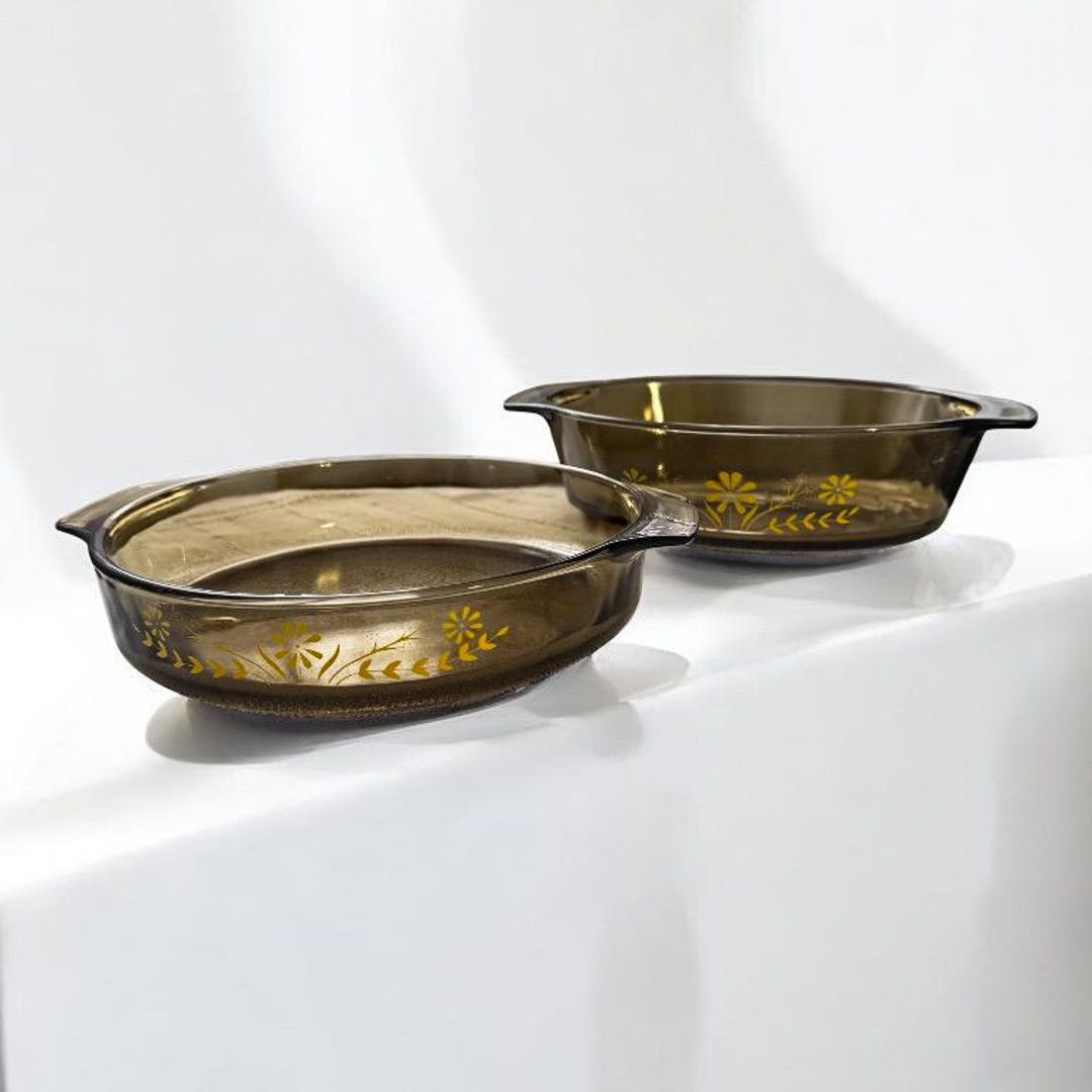 Vintage Glasbake Amber Casserole Baking Dish With Yellow Daisy Print ...
