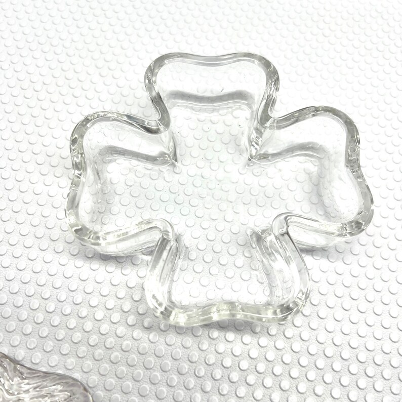 Pressed Glass Shamrock 4 Leaf Clover Box, Clear Cut Crystal Lidded ...