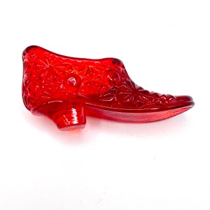 Vintage Minature GUERNSEY Glass Harold Bennett Slipper Shoe Figurine ...