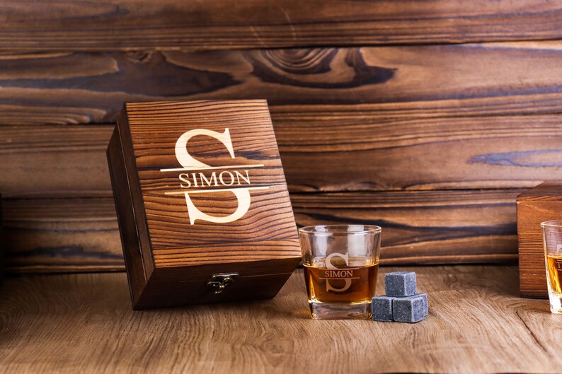 Personalized Whiskey Glass Set With Wooden Box Groomsmen Etsy Australia